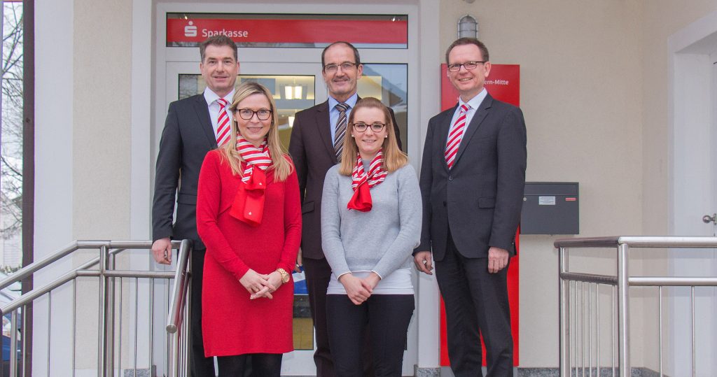 Neuer Leiter der Sparkassen-Geschäftsstelle in Mitterfels – Blog der ...